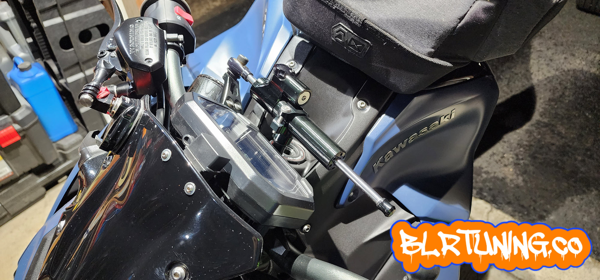 KAWASAKI Z900 STEERING STABILIZER KIT – BLR TUNING